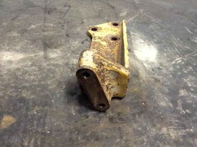 133-7042 | CAT C12 Engine Bracket for Sale