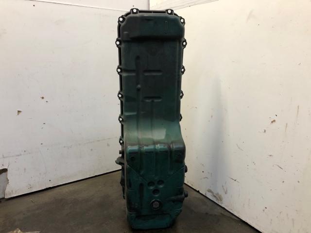 Volvo D13 Engine Oil Pan for Sale