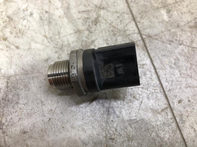 Detroit DD15 Engine Sensor for Sale