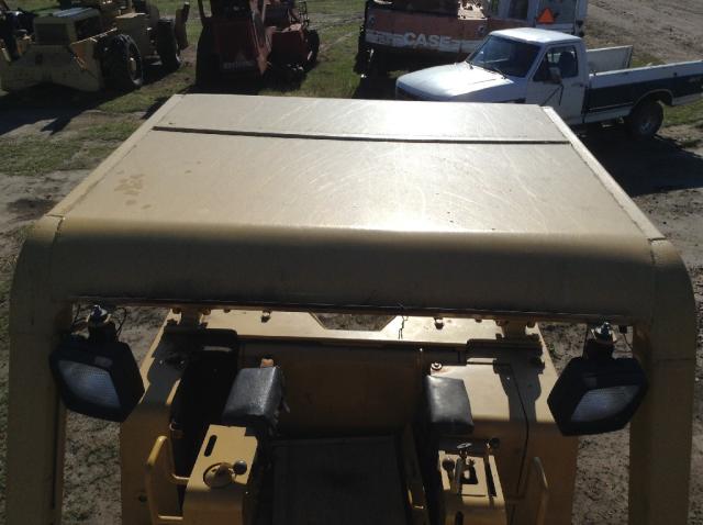 AT139661 | John Deere 755B ROPS for Sale