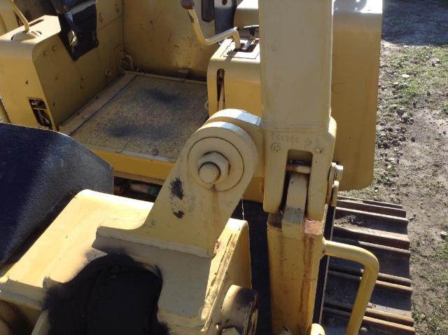 AT139661 | John Deere 755B ROPS for Sale