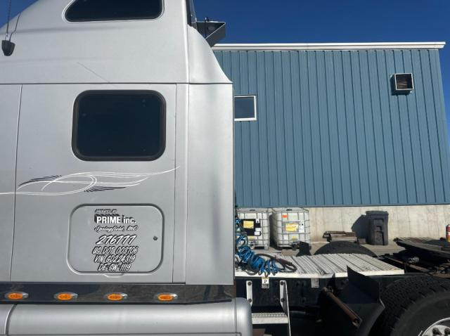 Peterbilt 587 Side Fairing/Cab Extender for Sale
