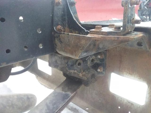 International 9300 Heavy Duty Semi Truck Parts for Sale