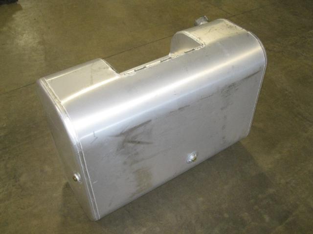 1609826C92 | International 4900 Fuel Tank for Sale