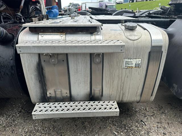 Mack Fuel Tanks for Sale