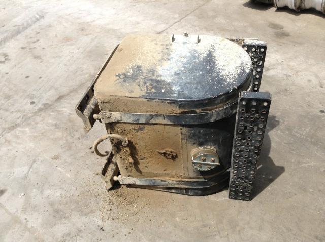 FOHT9002YA | Ford LT8000 Fuel Tank for Sale