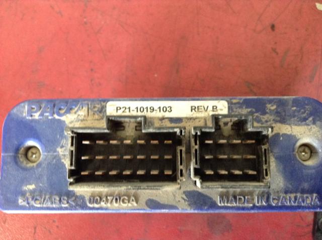 P21-1019-103 | Kenworth T660 Light Control Module for Sale