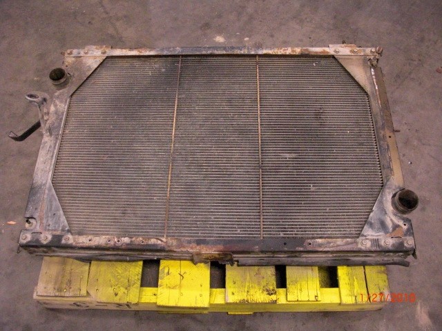 1616363C91 | International 9200 Radiator for Sale