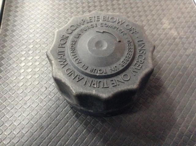 Mack CS MIDLINER Radiator Cap for Sale