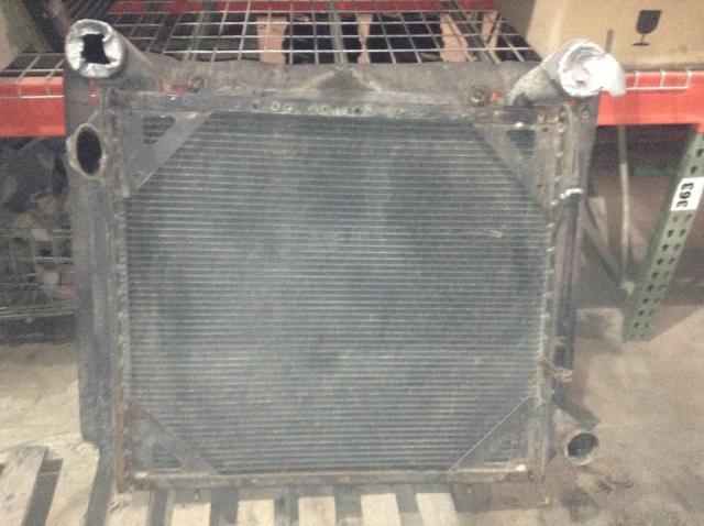 16333001 | Freightliner CLASSIC XL Radiator for Sale