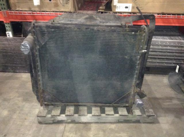 16333001 | Freightliner CLASSIC XL Radiator for Sale