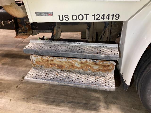 Freightliner M2 106 Steps (Frame, Fuel Tank, Faring) for Sale