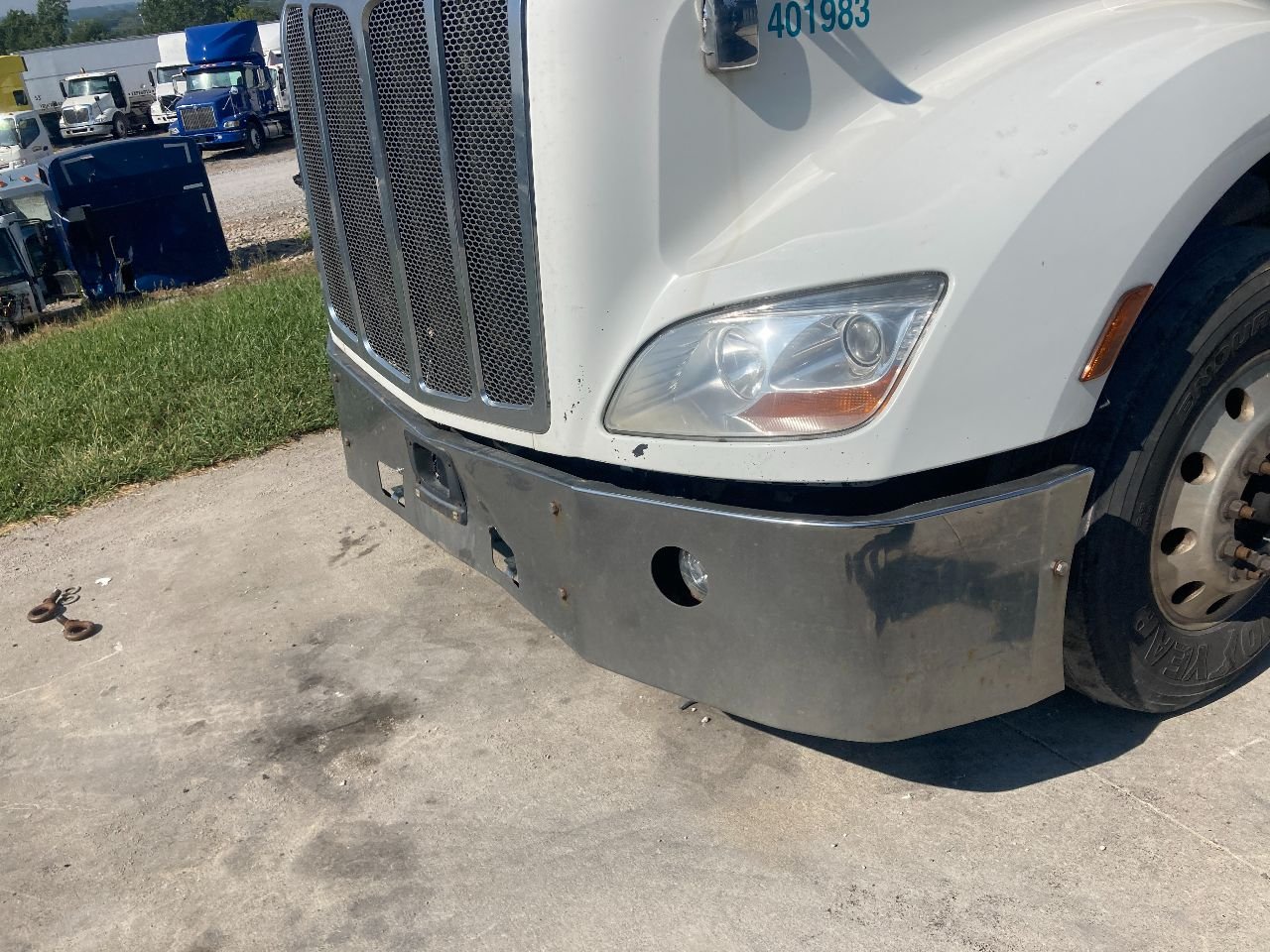 Peterbilt 579 Bumper for Sale
