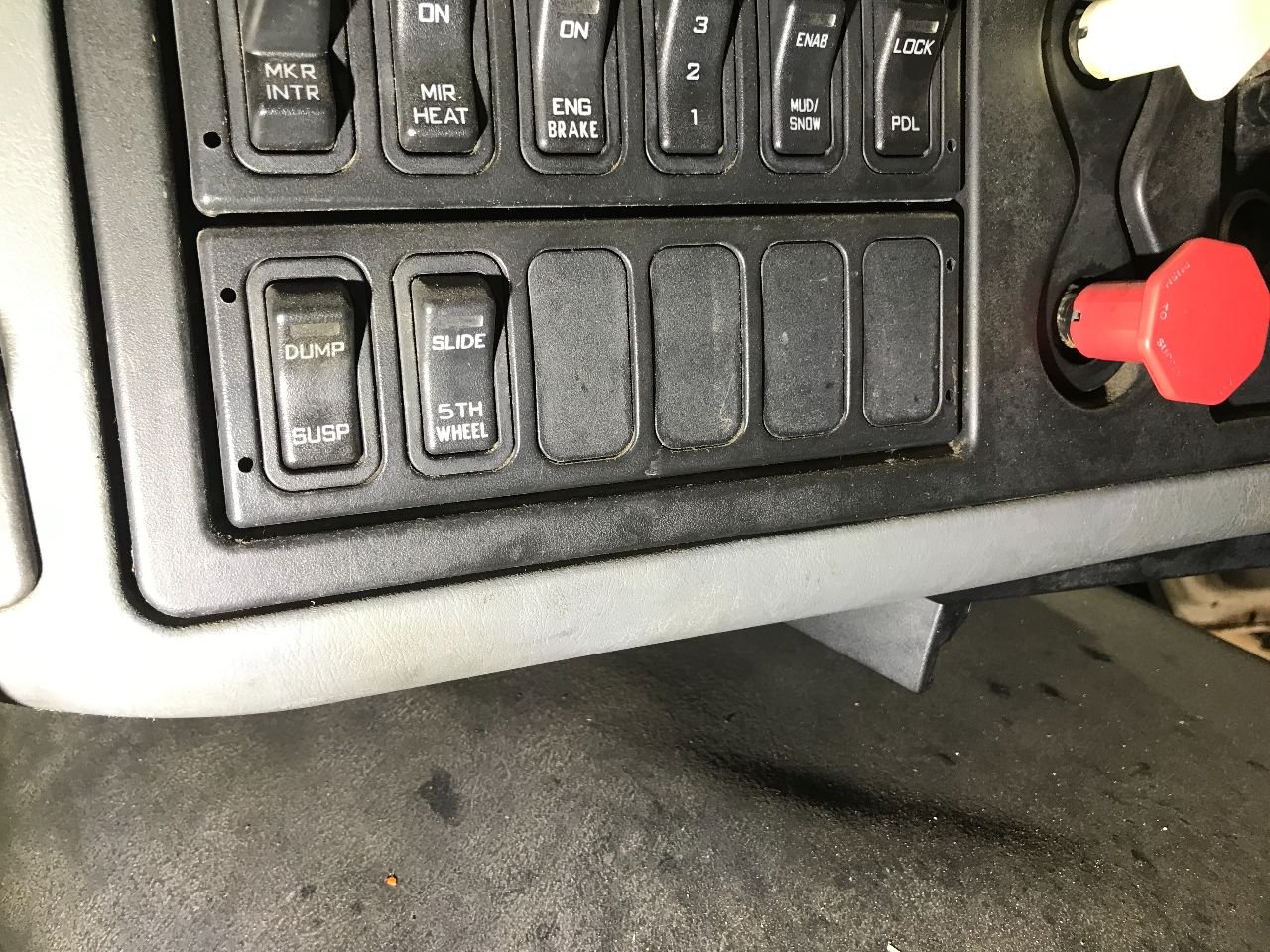 32237 | International 8600 Dash Panel for Sale