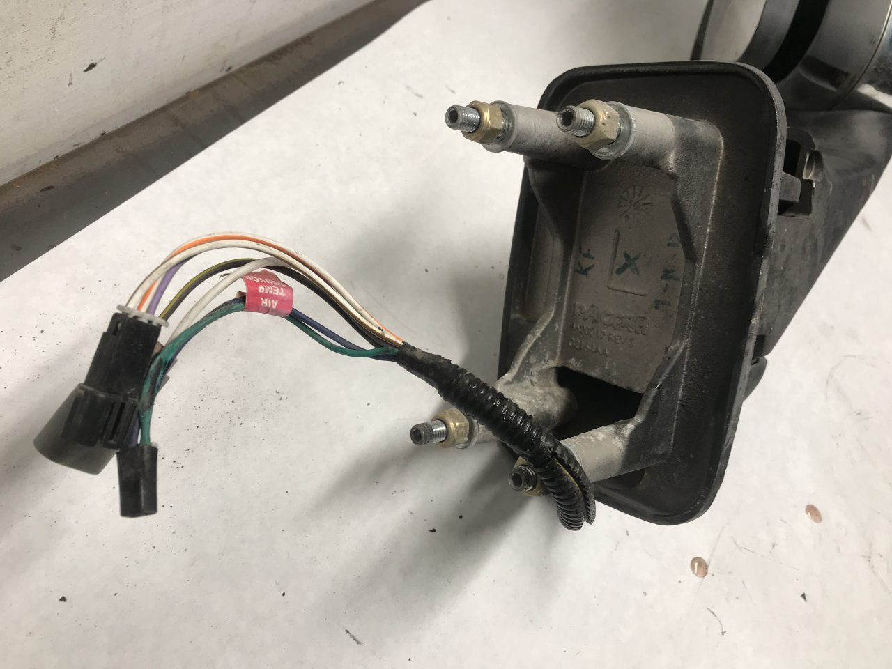 M20012 | Peterbilt 587 Door Mirror for Sale