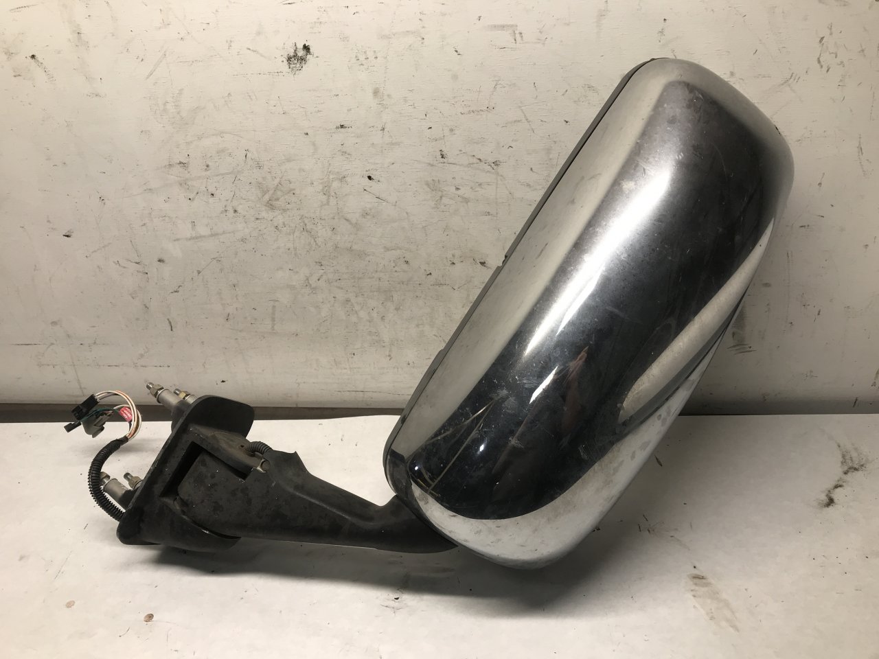 M20012 | Peterbilt 587 Door Mirror for Sale