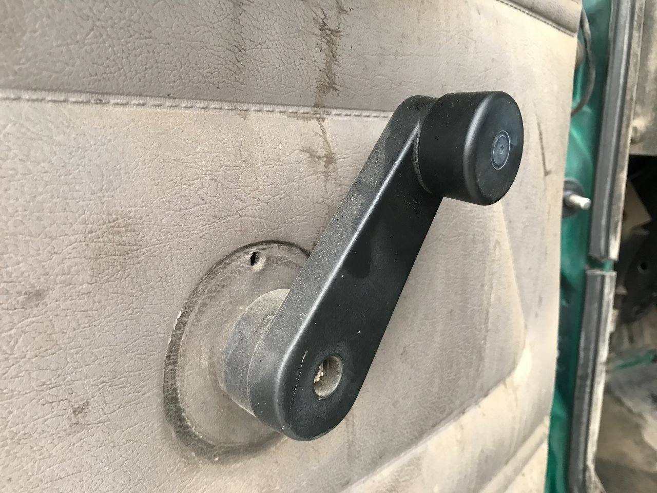 Freightliner FL112 Door Window Crank for Sale