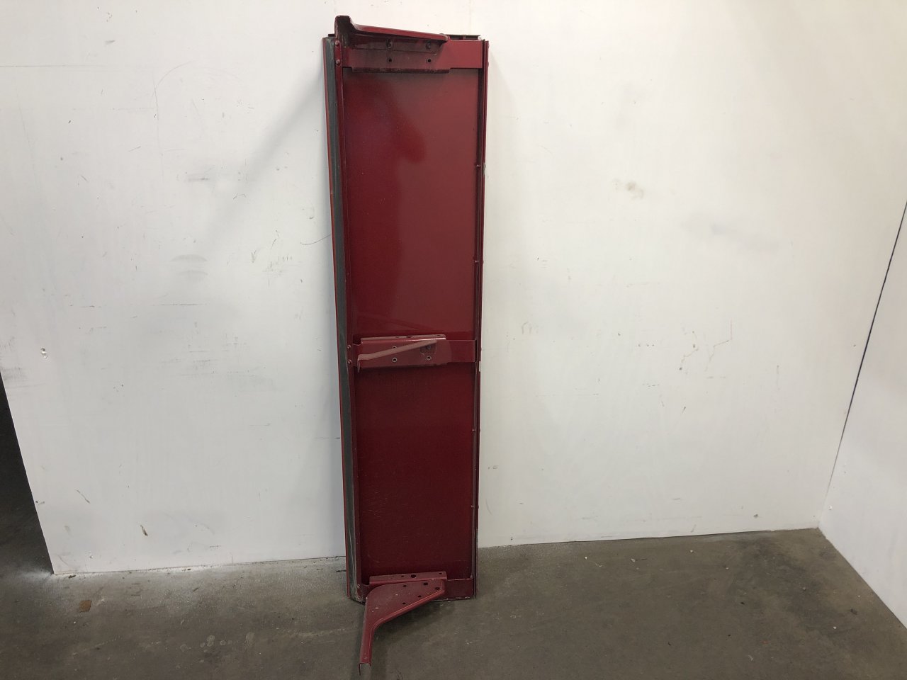 N/A | Kenworth T680 Side Fairing/Cab Extender for Sale