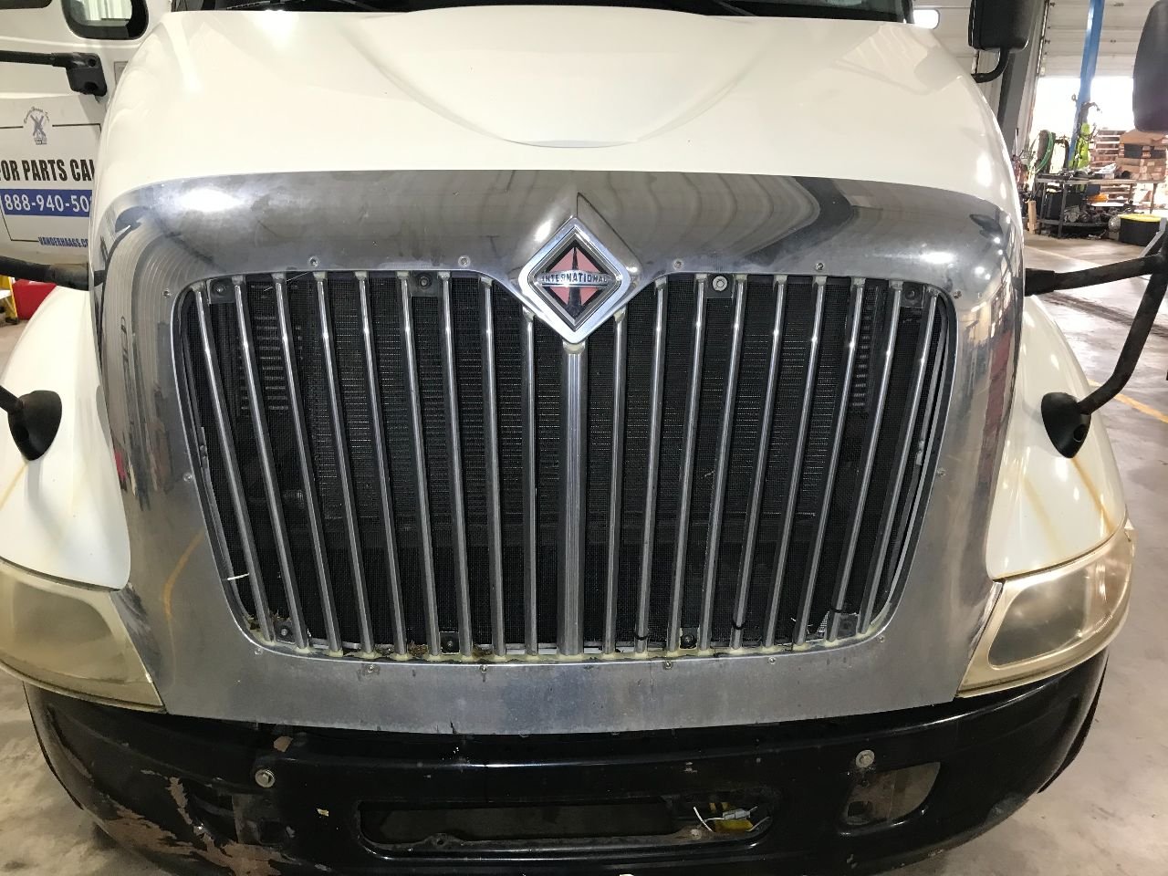3556409C93 | International 8600 Grille for Sale