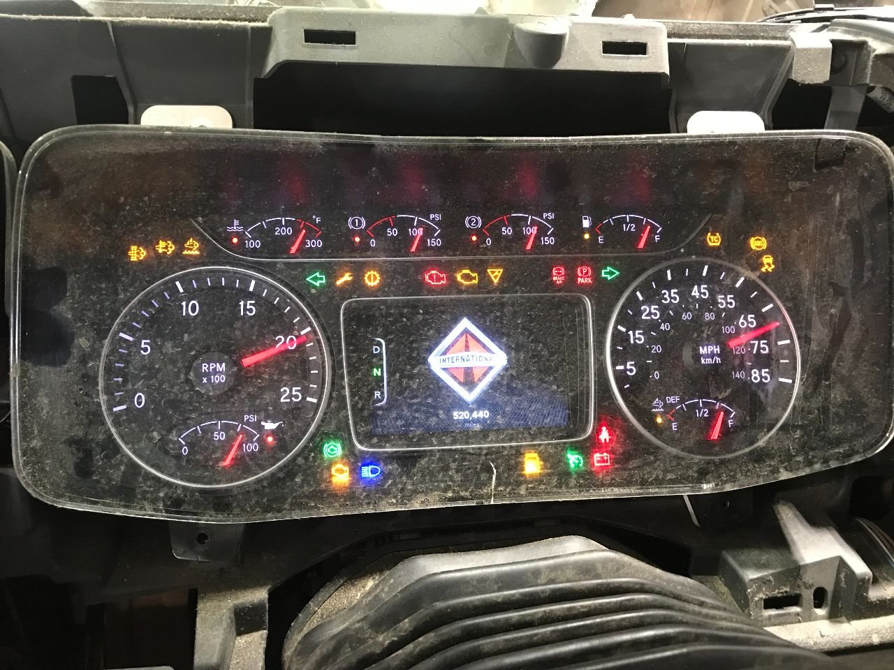 4093454C1 | International LT Speedometer Instrument Cluster for Sale