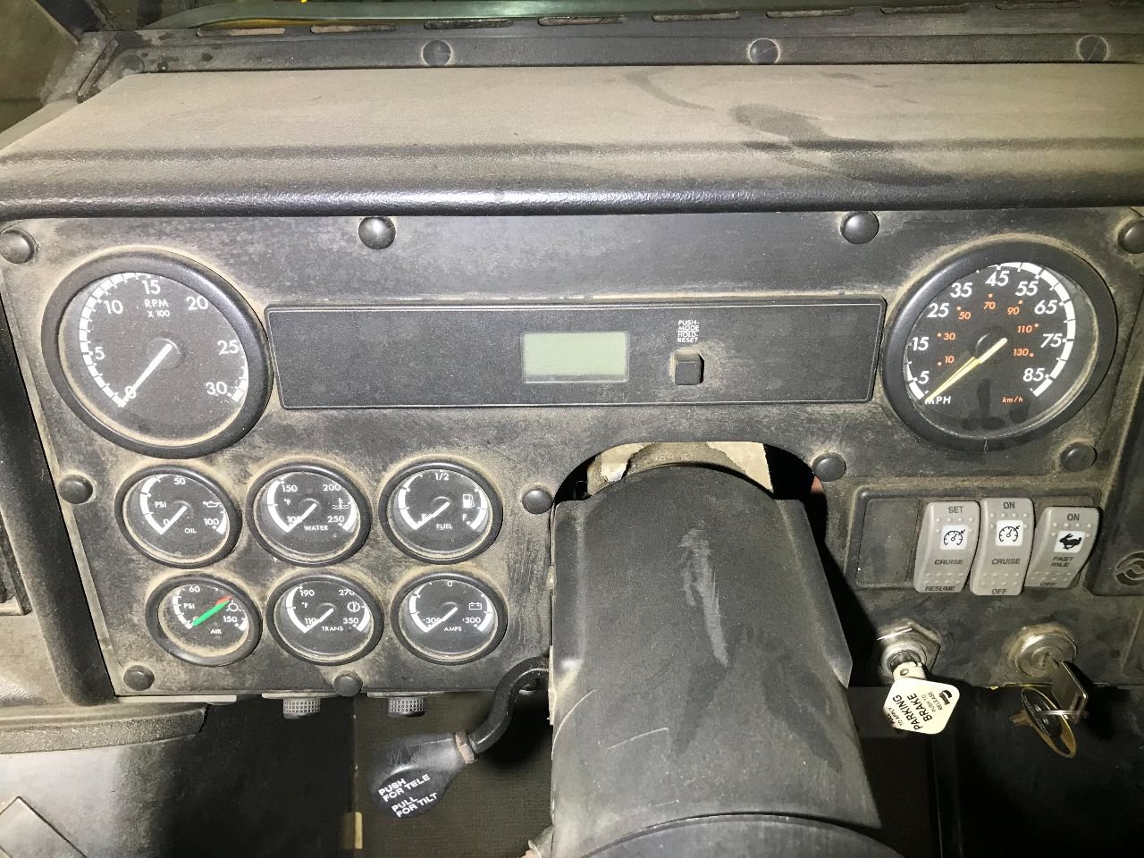 62204777 | Thomas SAF-T-LINER MVP-EF Speedometer Instrument Cluster for Sal