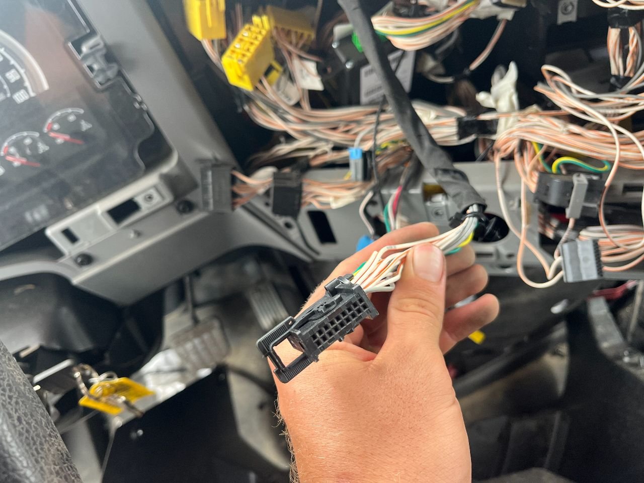 Mack ANTHEM (AN) Pigtail, Wiring Harness for Sale