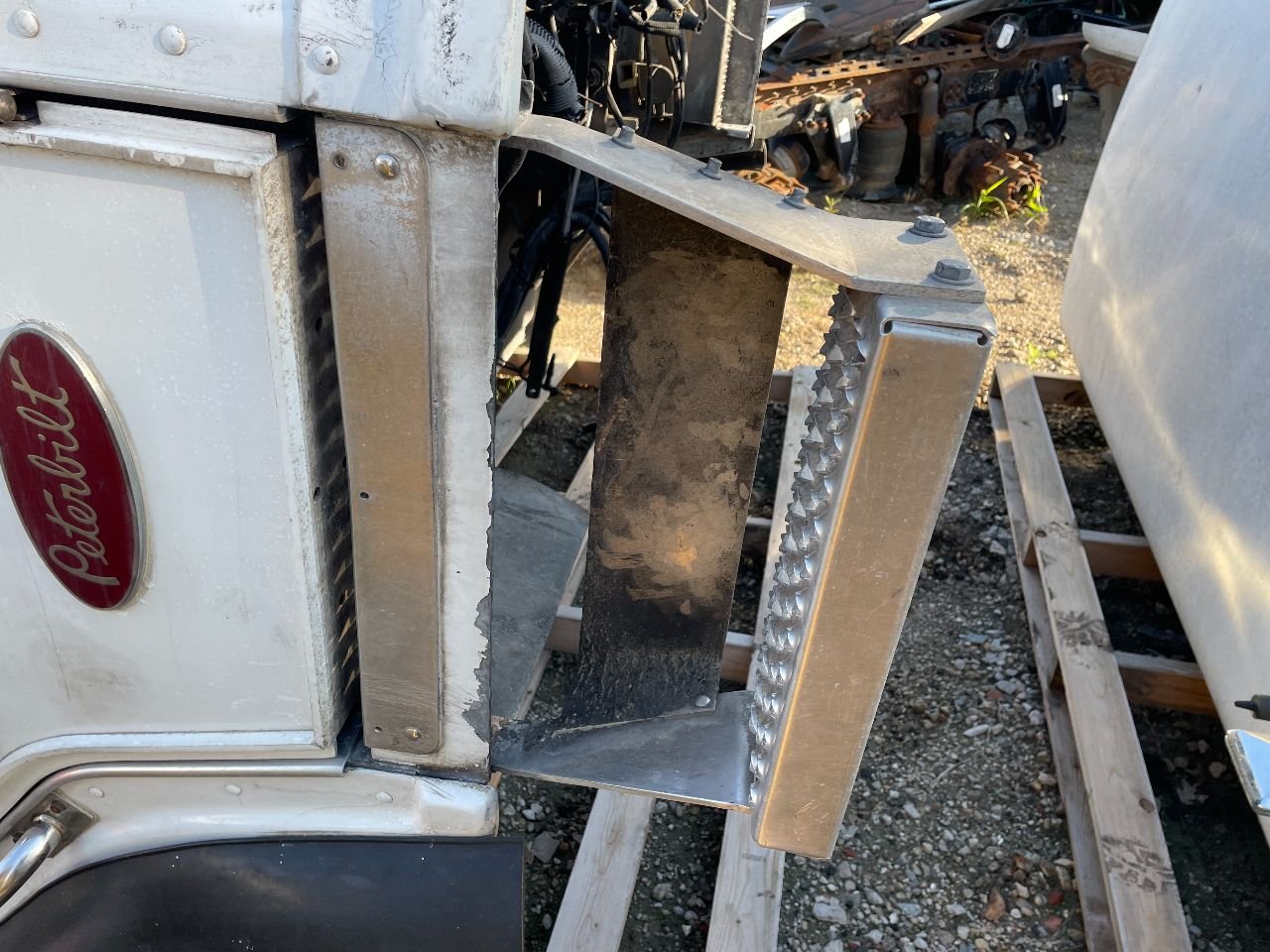 Peterbilt 320 Step (Frame, Fuel Tank, Faring) for Sale
