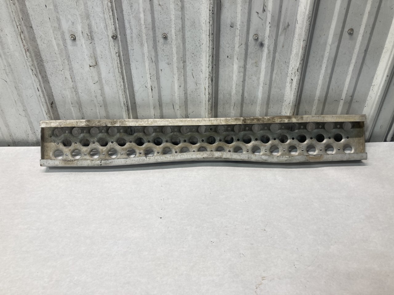 K229-1169-1 | Kenworth W900S Step (Frame, Fuel Tank, Faring) for Sale