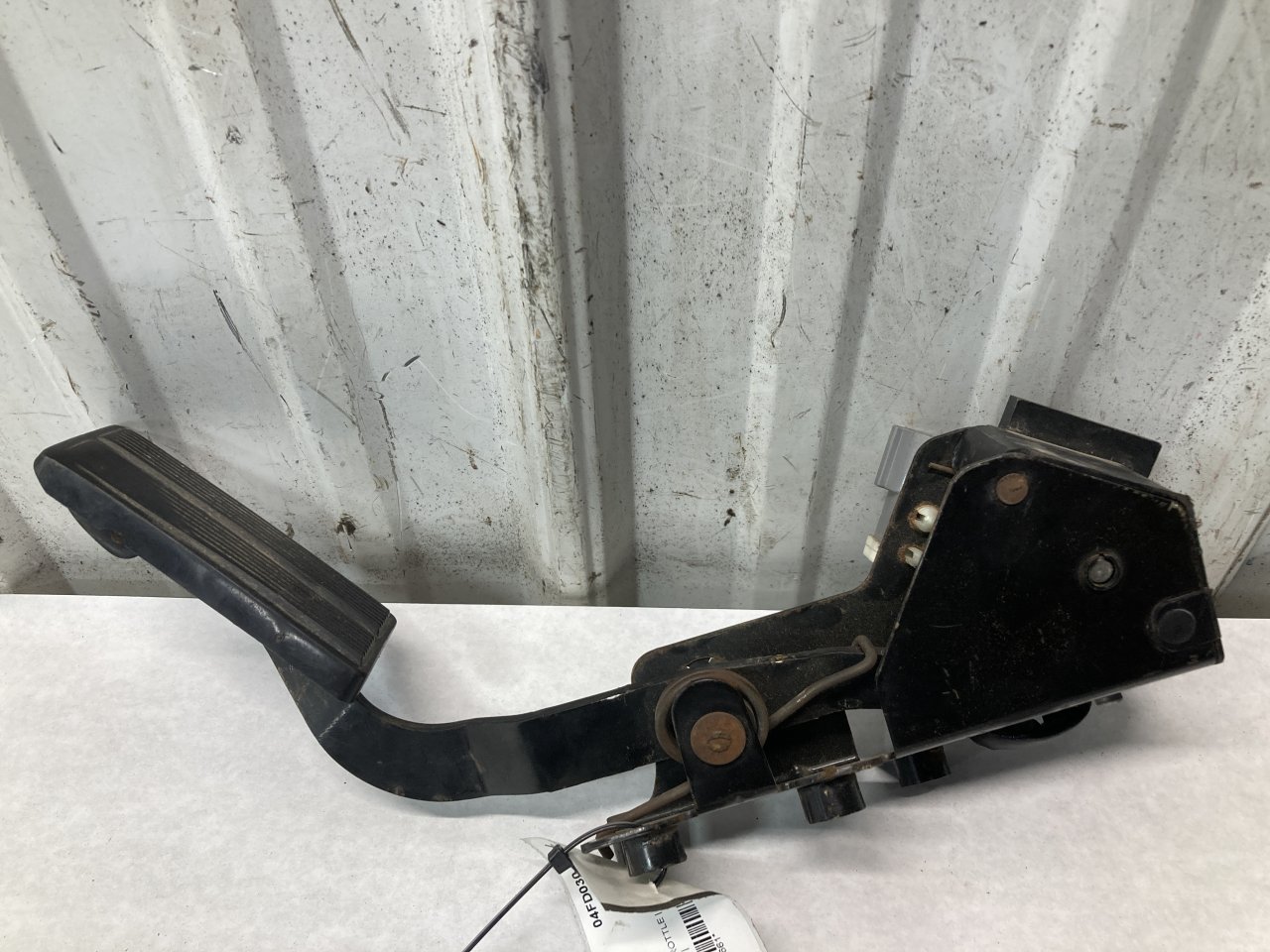 YC35-9F929-AA | Ford F650 Foot Control Pedal for Sale