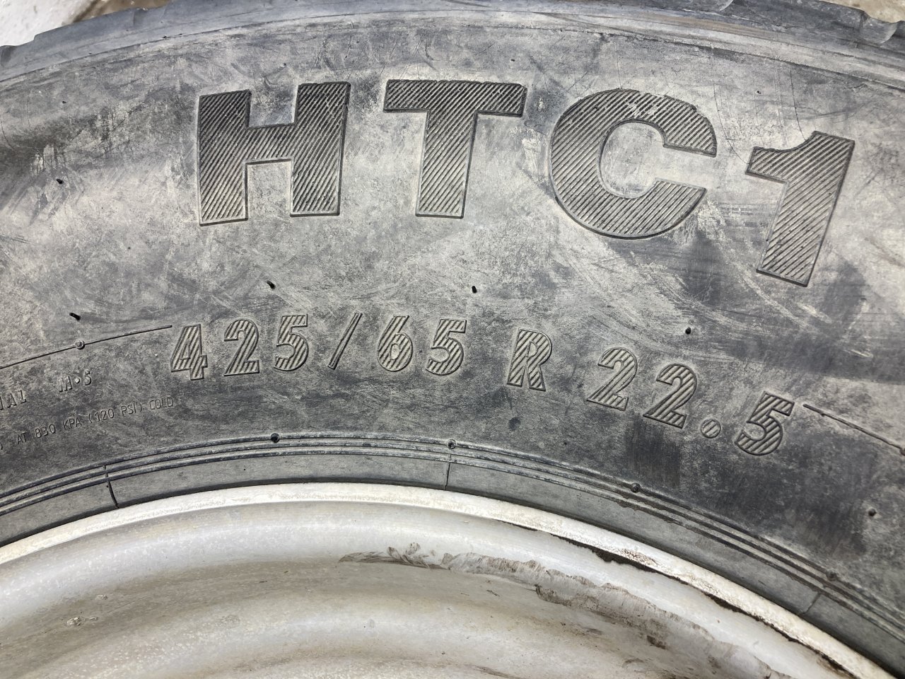 Pilot 19.5 STEEL Tire and Rim for Sale