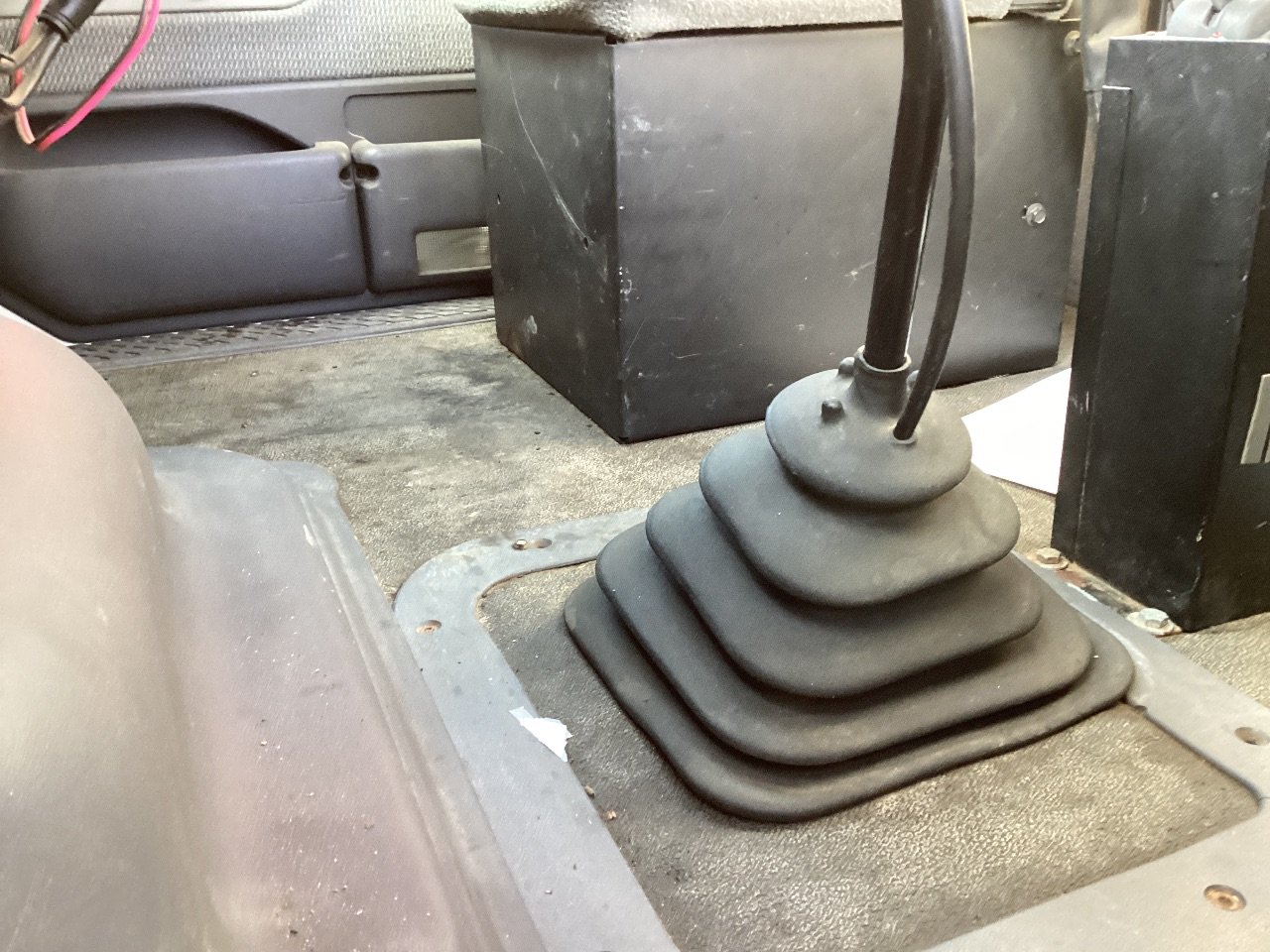 Sterling L9513 Transmission Shift Boot for Sale