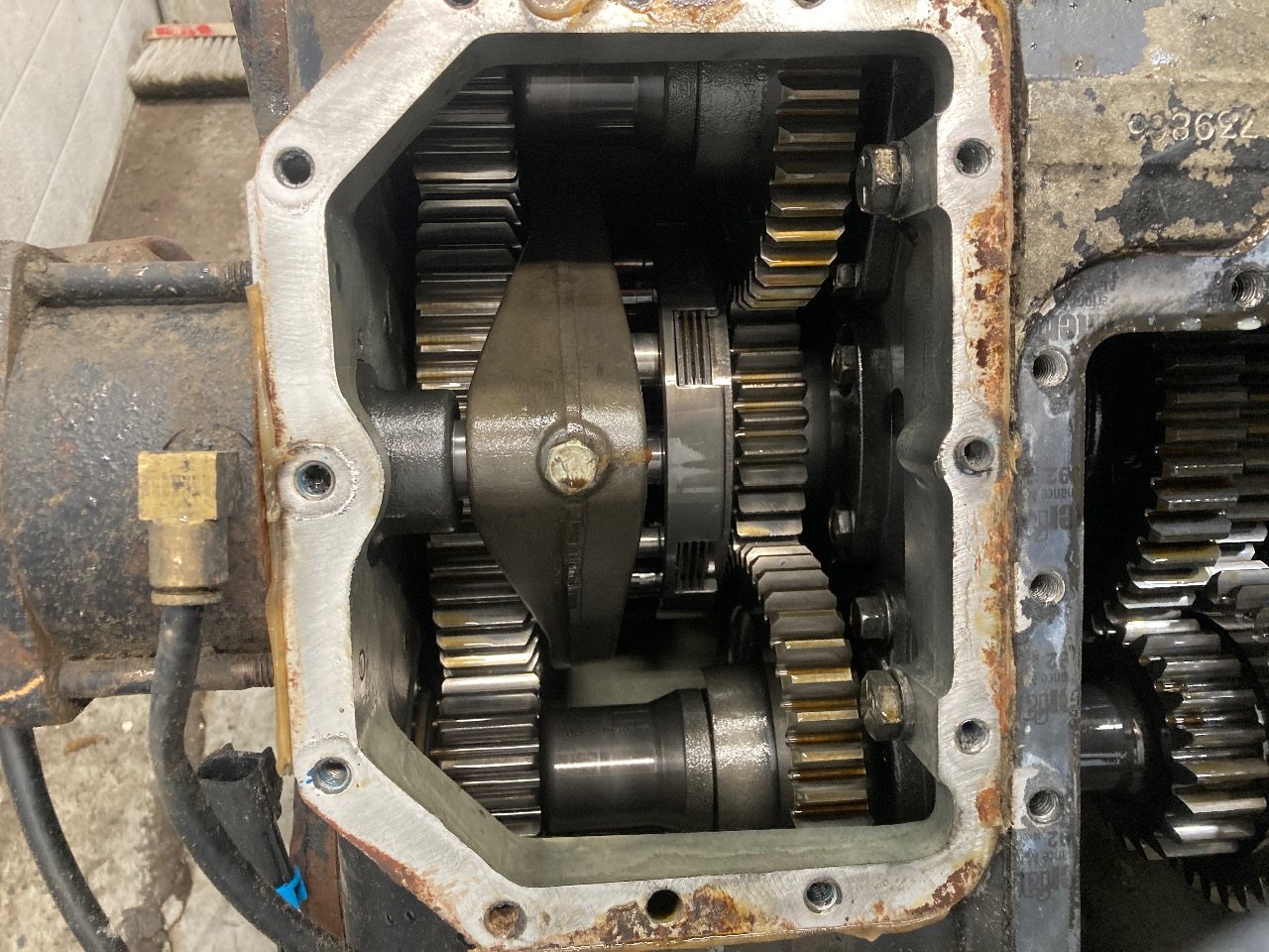 Mack T309LR Transmission for Sale