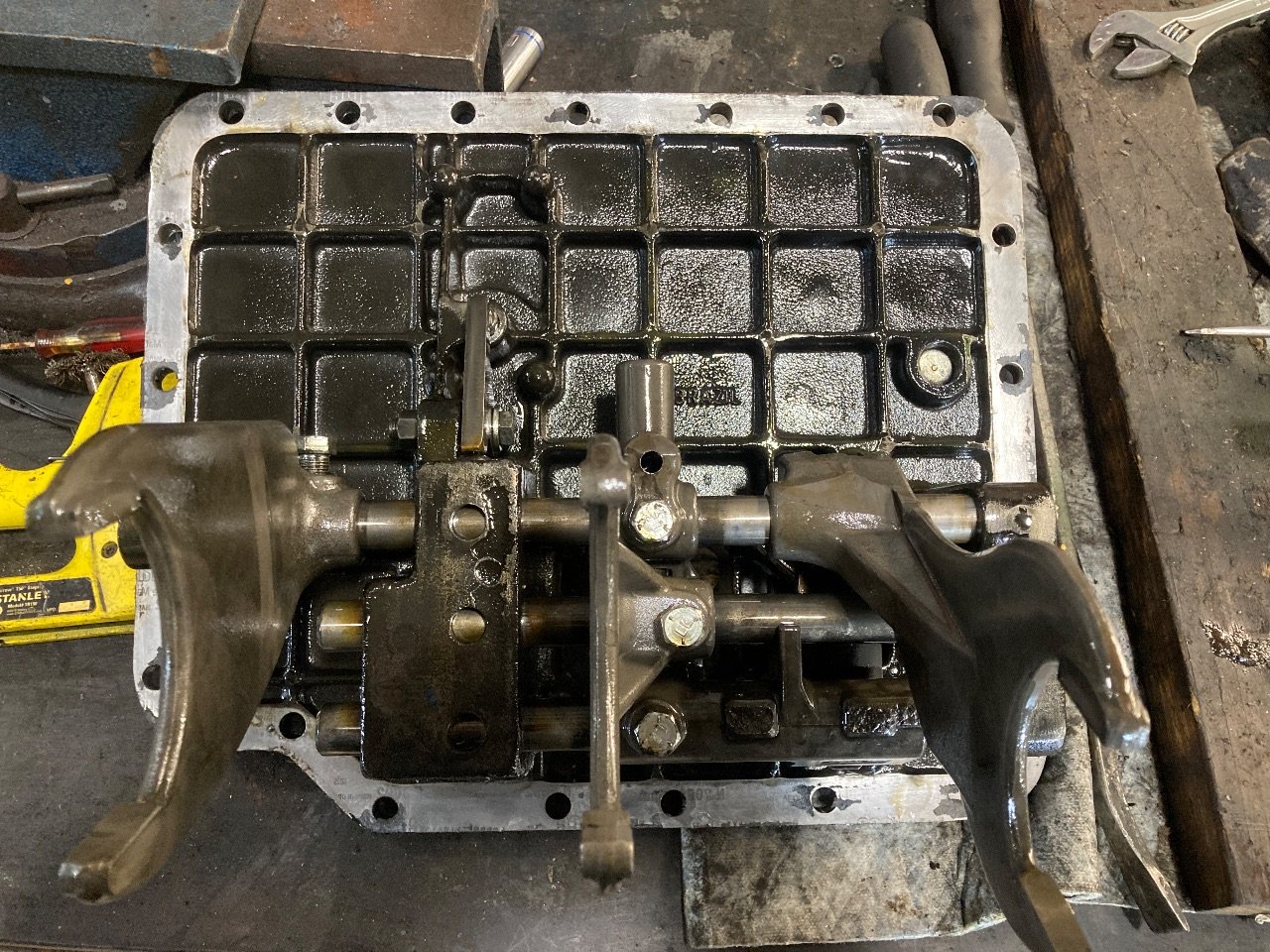 Mack T309LR Transmission for Sale