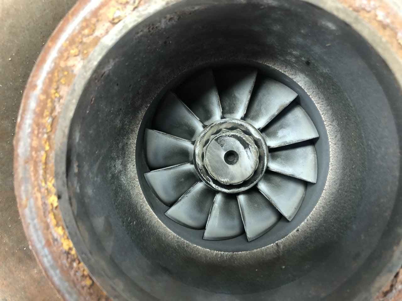 2117464 | Paccar MX13 Engine Turbocharger for Sale